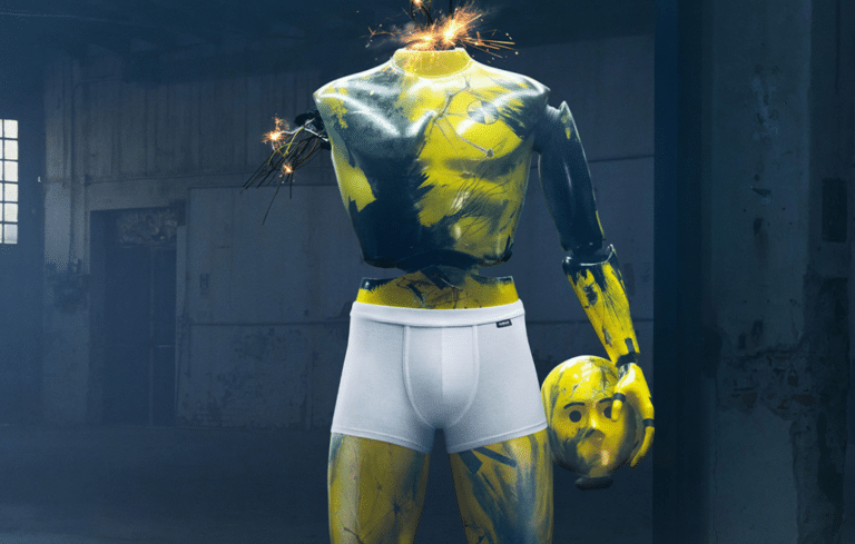 Intimissimi Uomo ora è IUMAN: promo 4+1 gratis e novità mare